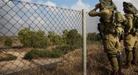 هنا لبنان إسرائيل تطلق سراح 5 أسرى لبنانيين واتّفاق على بدء مفاوضات