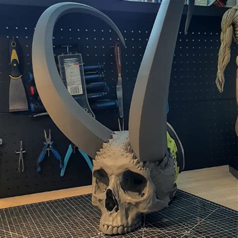 Stl File Loki Skull Wall Mounted Sculpture Marvel 💀 ・3d Print Design