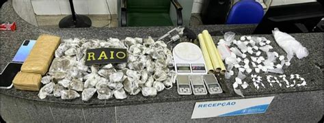 Polícia Efetua Prisão Por Tráfico De Drogas E Posse De Arma De Fogo Em