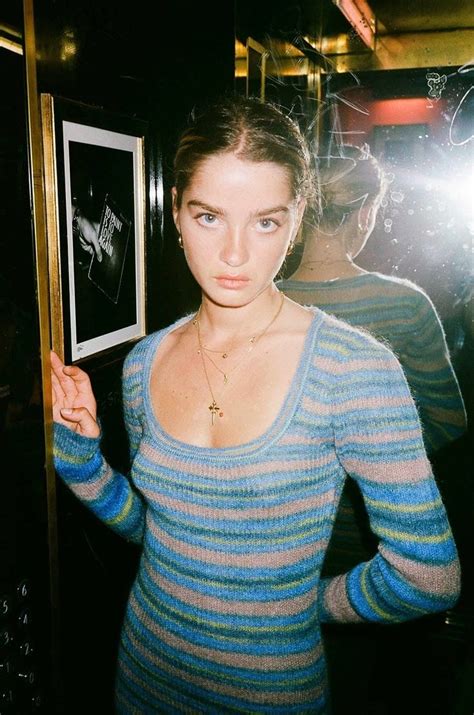 Picture Of Adele Farine Parisian Women Women Fashion Photo