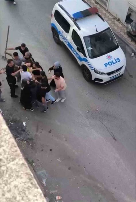 Bursada husumetliler arasında kürekli yumruklu kavga