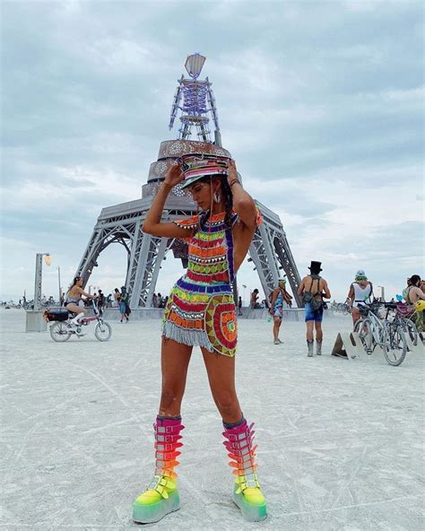 Carolina 👽 On Instagram The Man And All His Glory 🌈 Burningman