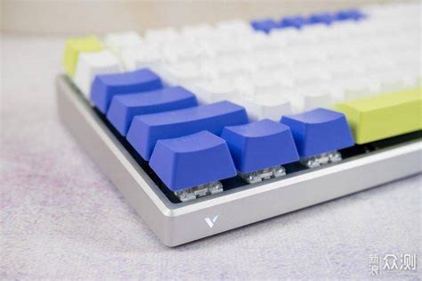 雷柏v700 8a多模无线游戏机械键盘体验原创新浪众测