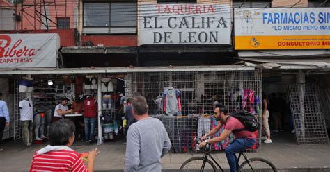 Tiny Taco Stand In Mexico With No Seating And Just 4 Items On Its Menu