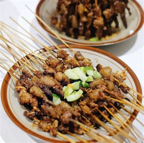 Tiga Rekomendasi Tempat Makan Sate Di Bandung