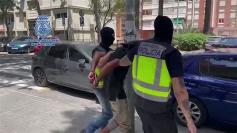 Policía Nacional on Twitter Detenido en Barcelona un hombre vinculado con una célula