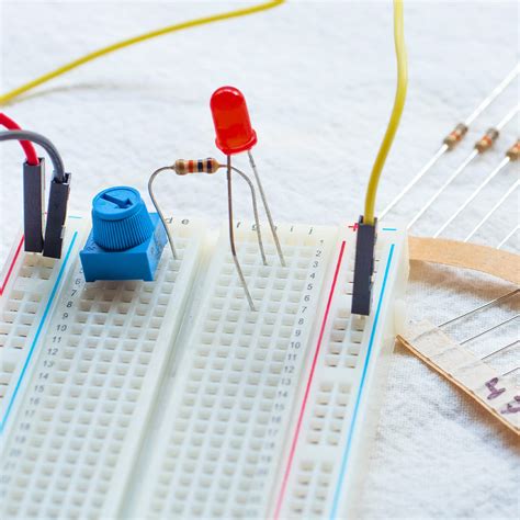 Flutesan 10k Ohm Trim Potentiometer Breadboard Trim
