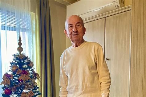 Илиана Раева Това момче е моят татко навършва 90