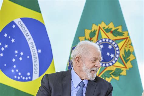 Lula Desembarca No Egito Onde Deve Assinar Acordos Sobre Bioenergia E