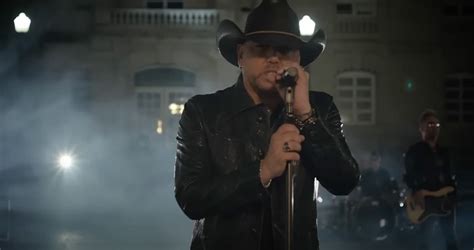 Watch Jason Aldean Addresses Social And Political Issues In New Try