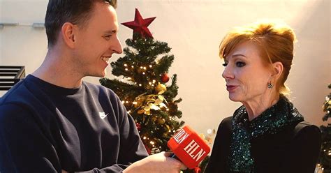Vrt Icoon Marleen Merckx Debuteert Op Haar 66 Bij Vtm Simonne Zit
