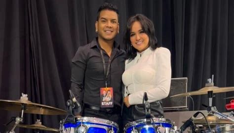 Daniela Darcourt Celebra Su Amor Con Jeremy Montalva En Parque De