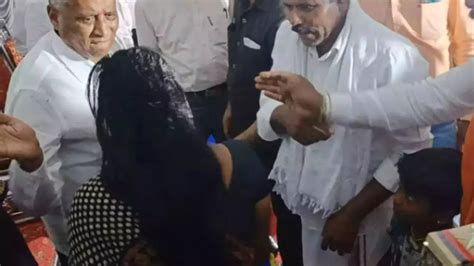 There Was No Slap Woman Hit By Karnataka Bjp Minister Refutes