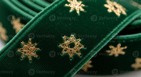 Luxurious Emerald Green Velvet Ribbon Adorned With Shimmering Gold