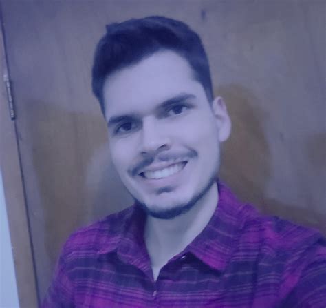 About Luis Leopardi Medium