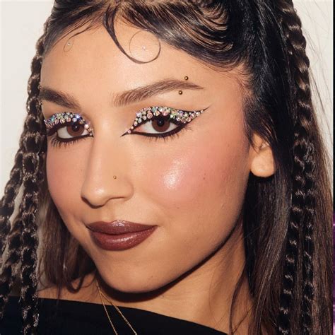 12 Festival Makeup Ideas For Summer 2025 Teebees