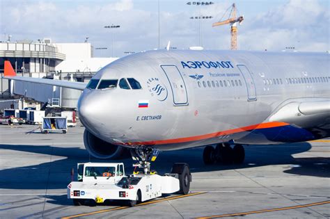 Aeroflot Deactivates Brakes On Nine Aircraft Relies Heavily On Reverse