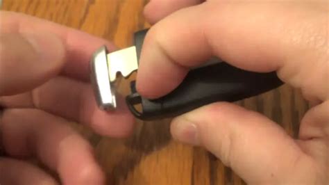 How To Easily Open A Jeep Key Fob Expert Tips