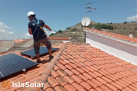 Mantenimiento De Placas Solares Isla Solar