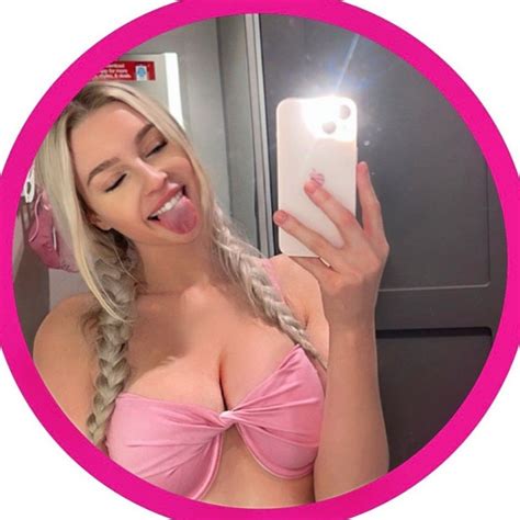 Cas Summer 💗☀️ Cassummer Snapchat Stories Spotlight And Lenses