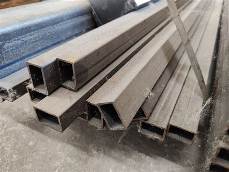 Acél Zártszelvény 30x20x2 Mm Szolnokon Kismetál Vasker