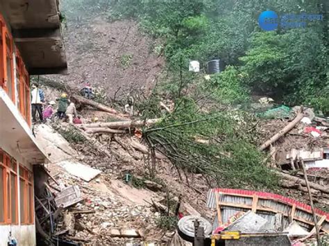 Himachal Pradesh Landslide Update ਹਿਮਾਚਲ ਪ੍ਰਦੇਸ਼ ਚ ਮੌਸਮ ਦਾ ਕਹਿਰ ਬੱਦਲ