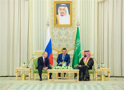 اجتماع سعودي روسي يبحث تطوير العلاقات والمستجدات الدولية