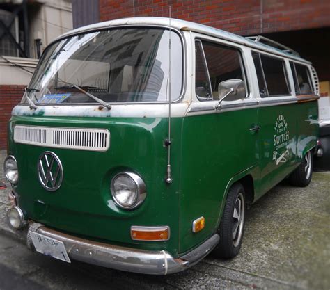 무료 이미지 고대 미술 봉고차 녹색 일본 도쿄 소형 버스 독일 자동차 아오야마 미나토 쿠 겉치레 상업용 차량 골동품 자동차 도시 자동차 육상 차량