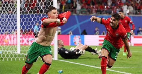콘세이상 극적 결승골 포르투갈 체코에 2 1 역전승 유로 2024