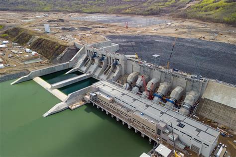 B C S Site C Dam Is 87 Per Cent Complete Powell River Peak
