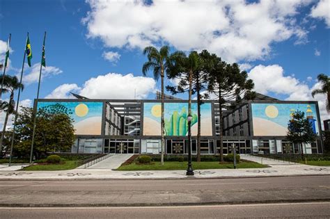 Pré Candidatos Reagem à Pesquisa Para Prefeitura De Curitiba Banda B