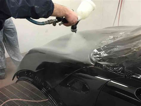 How To Apply A Clear Coat On A Car