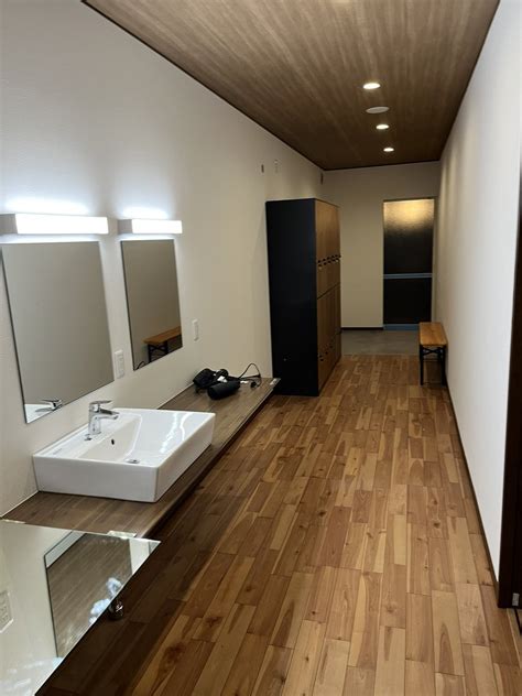 Sauna Cnoc（サウナクノック）富山県魚津市 On Twitter 今日は更衣室のロッカーを組み立てました！更衣室を抜けると