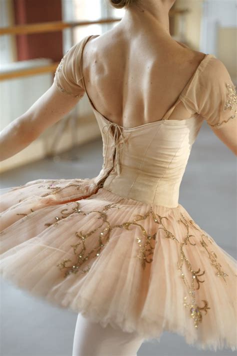 Pin By Derek R On Street Other Ballet 8 Ballet Dance Photography