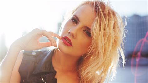 Blonde Girl Lipstick Model Sunny Woman 4k Hd Wallpaper Rare Gallery