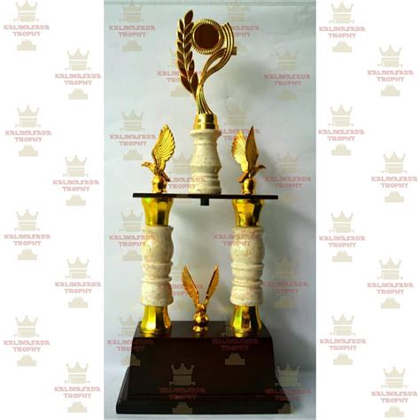 Jual Trophy Piala Kaki Dua Juara Piala Bergilir Piala Lomba Hadiah Lomba