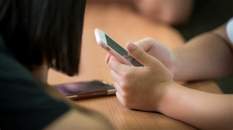 Włochy Niebezpieczna zabawa na TikToku Nie żyje 10 letnia