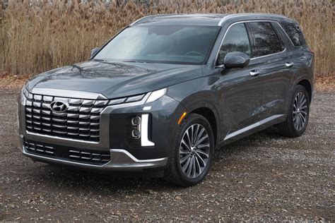 5 Best Midsize Suvs To Consider In 2023 Autotrader Ca