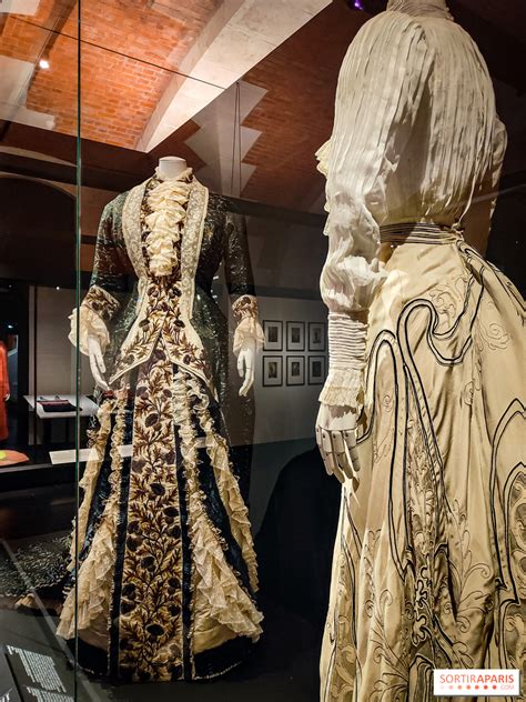 La Mode En Mouvement The Exhibition Combining Sport And Fashion At The
