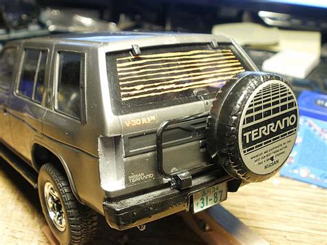 Nissan Terrano WD21 von Aoshima in 1:24 - Japaner - Das Wettringer ...