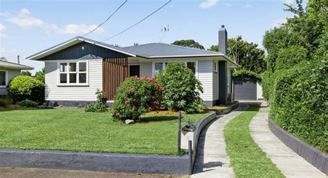 Free Property Data For 6 Carlyle Avenue Chartwell Hamilton Nz