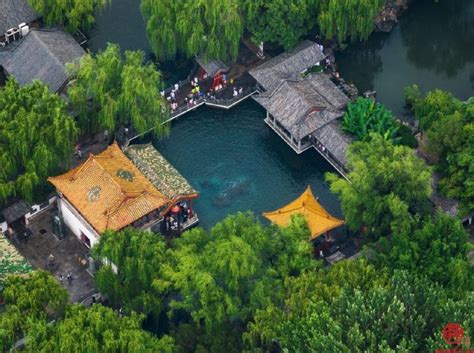 中秋假期首日天下第一泉景区接待游客5 8万人次 记者直击 舜网新闻