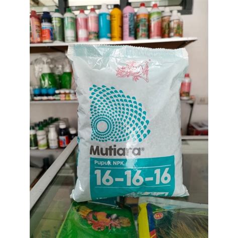 Jual Pupuk NPK MUTIARA 16 16 16 1kg Biru Meroke Kemasan PABRIK Shopee