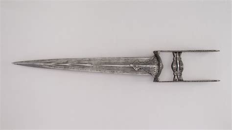 The Katar — Forde Military Antiques