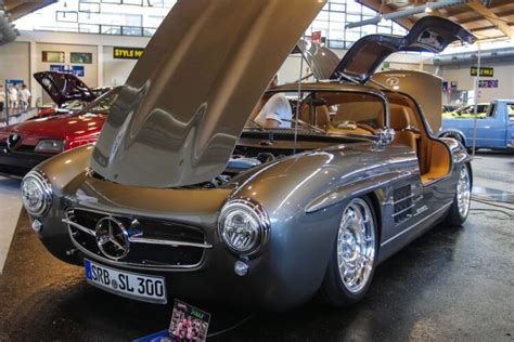 Renovatio SL Mercedes Benz SLK Goes 300 SL