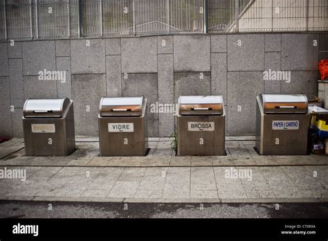 Recycle Sorting Hi Res Stock Photography And Images Alamy
