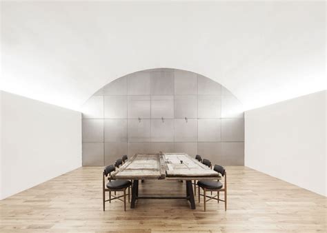 Industrial Style Offices Mix Reclaimed Objects With Minimal Aesthetic