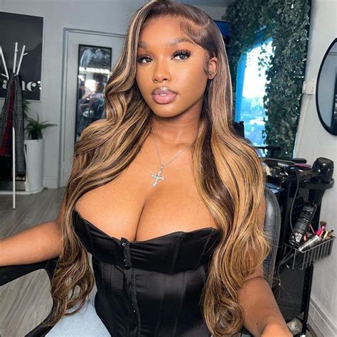 Hair Material 100 Virgin Human Hair Weaves No Shedding And Tangle Free Hair Color Ombre
