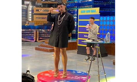 Auntie Julie Meets Vice Ganda In Its Showtime Video