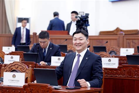 Г Тэмүүлэн Төсвийн зардлаа эрэмбэлж боловсрол эрүүл мэнд иргэдийн өмнө тулгамдаж асуудалд